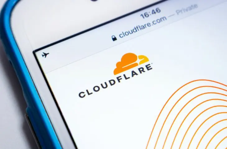 Cloudflare paralyse son tableau de bord par erreur React